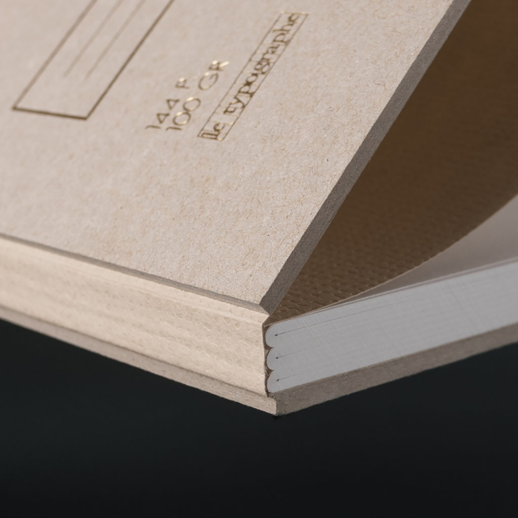 CAHIER CARTON A5+ format paysage – pages blanches