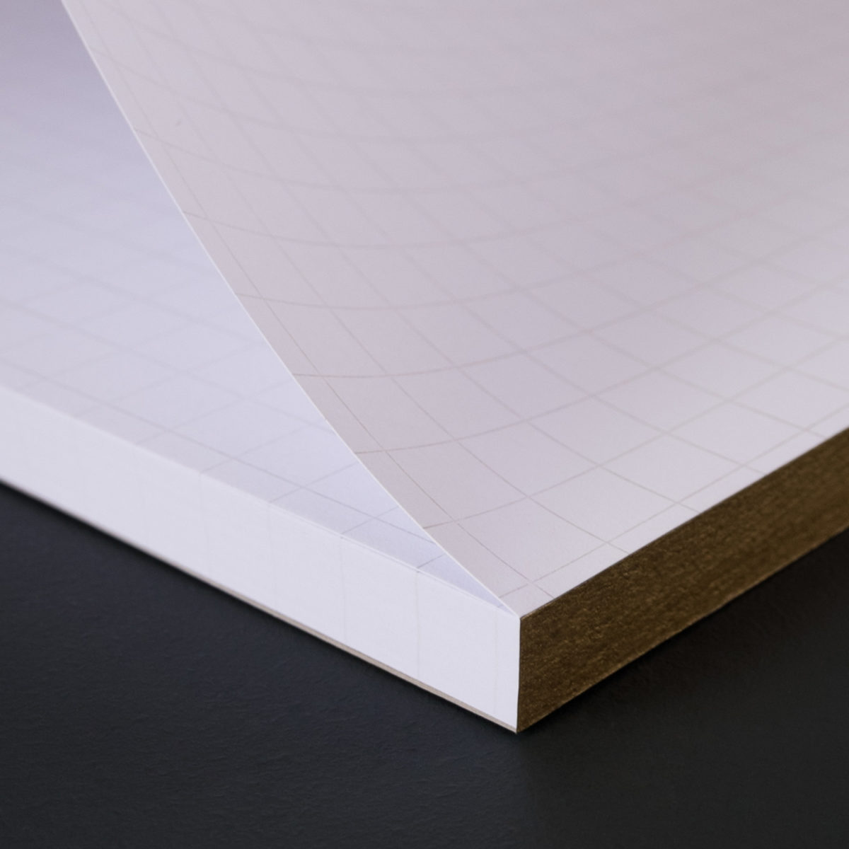 BLOC NOTE DE BUREAU A4 QUADRILLE 1 CM – BLANC