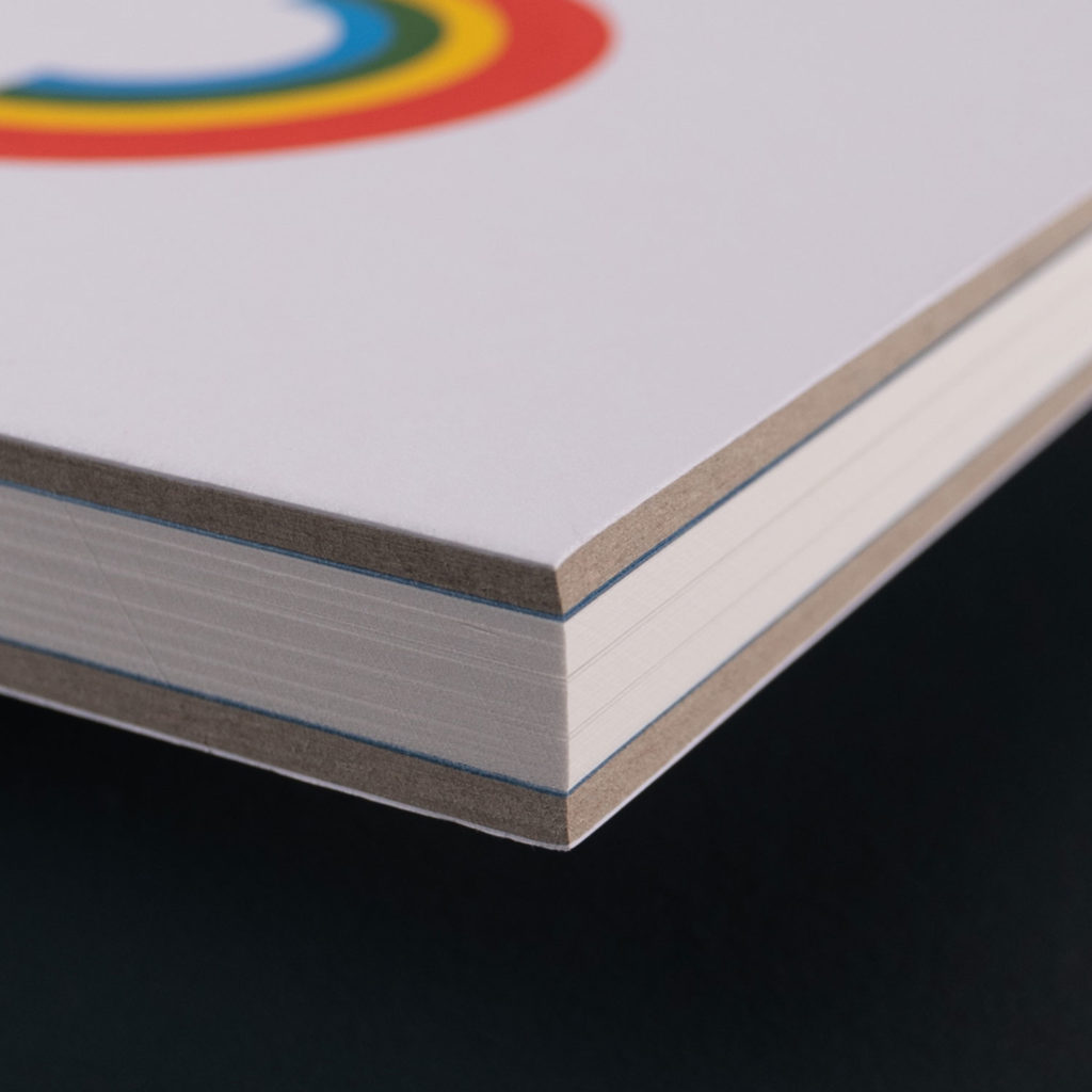 CAHIER CARTON A5+ HAPPINESS rainbow – pages lignées