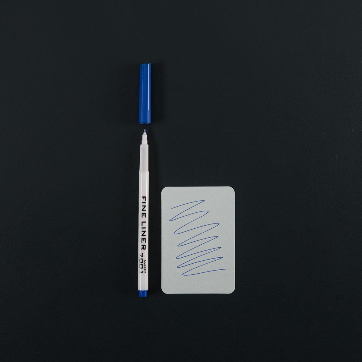 STYLO FINE LINER BLEU