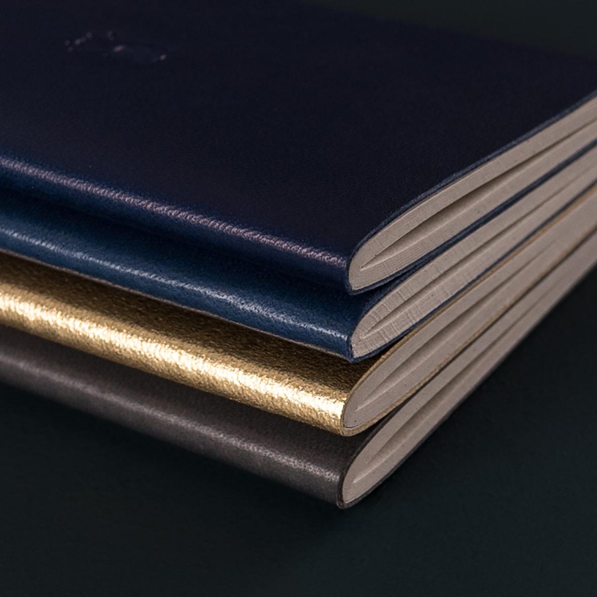 MINI LEATHER NOTEBOOK abyss blue 7×9.5cm